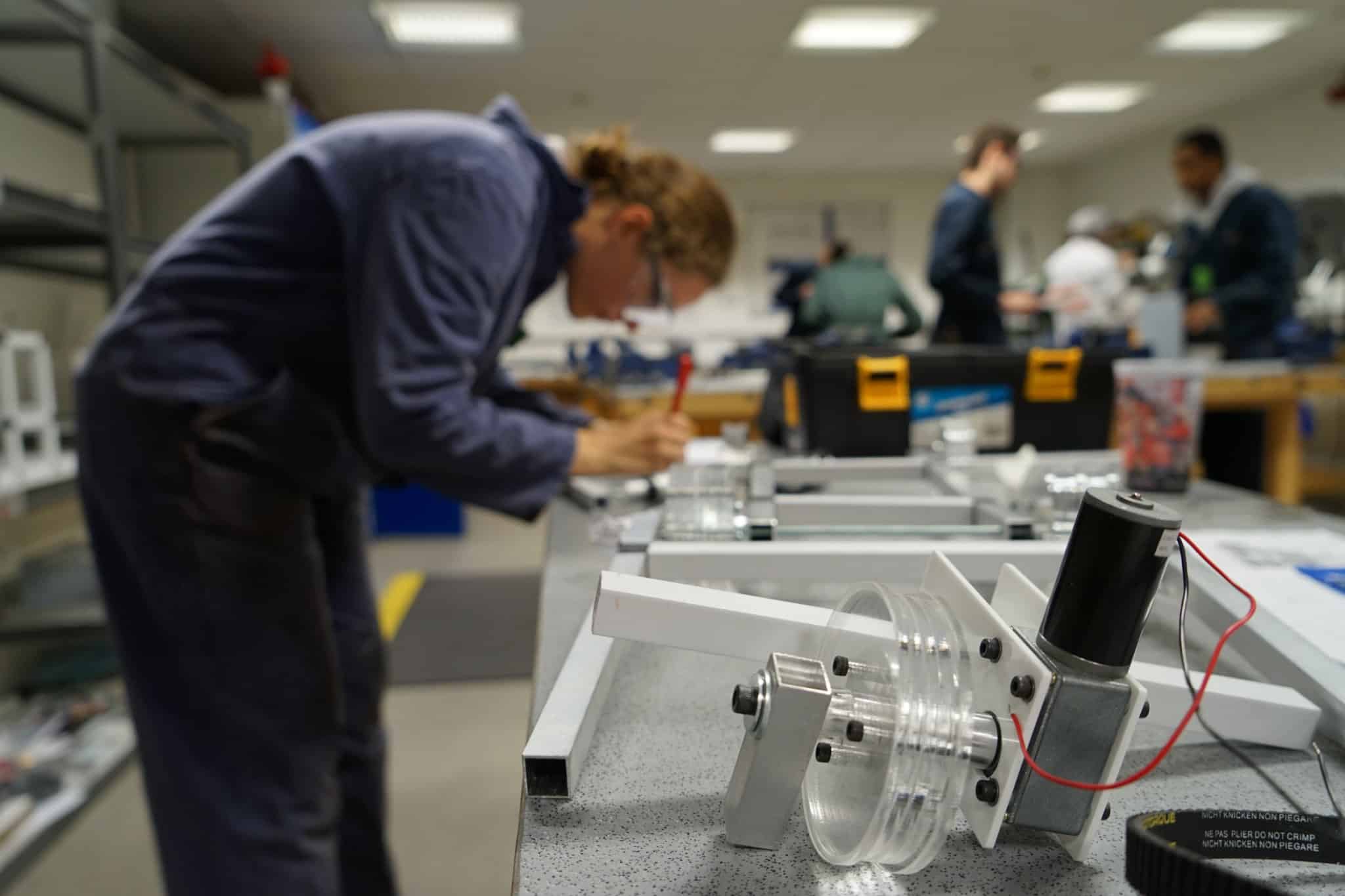 Top 3 UK universities for mechanical engineering