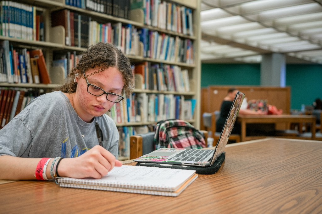 How to study effectively: 8 creative methods you should try