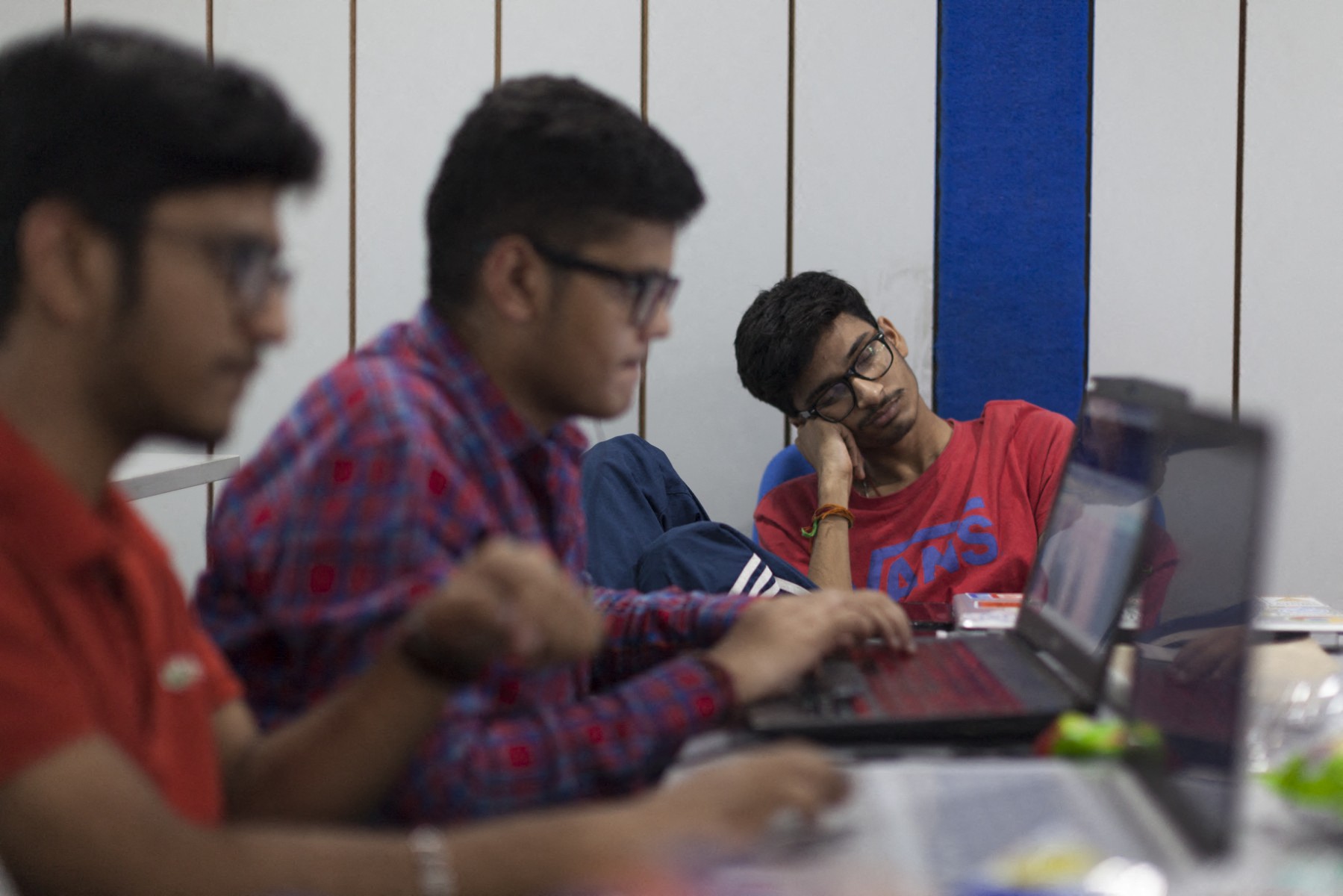 How to stay alert while studying for exams