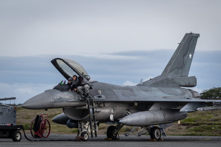 How to be a pilot: The 6 best flight schools in the world