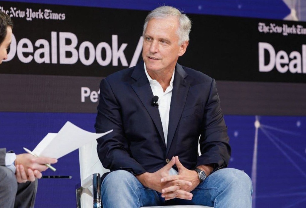 How did Peter Thiel go from lawyer to tech billionaire