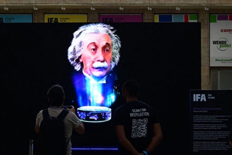 11 famous celebrities with learning disabilities